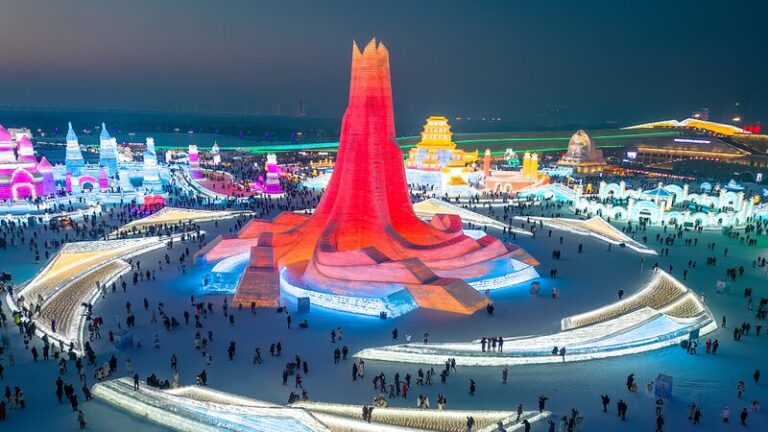 Harbin Ice and Snow World Sets Guinness Record as Largest Ice Amusement ...