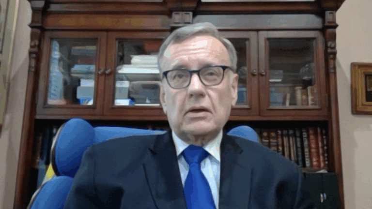 US Automakers Face Dramatic Impact Amid New Tariffs - News for amigos ...