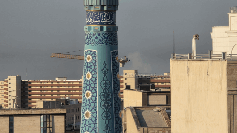 Morning Blast Shakes Tehran - News for amigos, by amigos