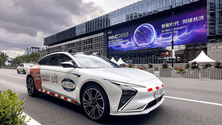 Shanghai Fuels Future with Driverless Car Licenses - News for amigos ...
