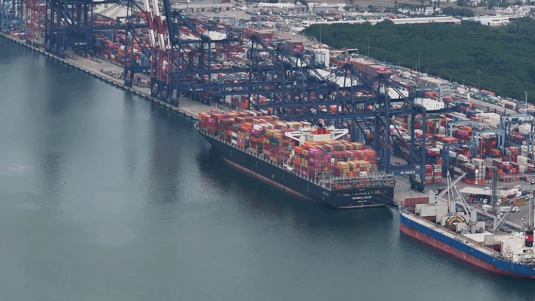 Mexico Hits Record Trade Surplus with US as Exports Surge - News for ...