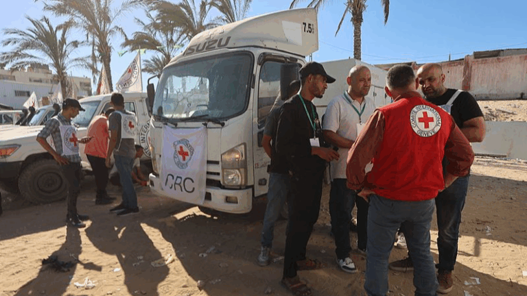 Aid Convoy Enters Gaza as Hostage-Body Dispute Pauses - News for amigos ...
