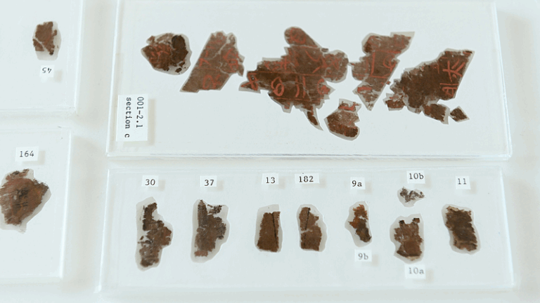 Ancient Silk Scrolls Return to Hunan Museum After 79 Years - News for ...