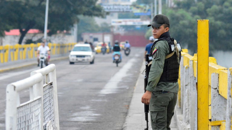 Bipartisan Lawmakers Blast US Strikes on Venezuela - News for amigos ...